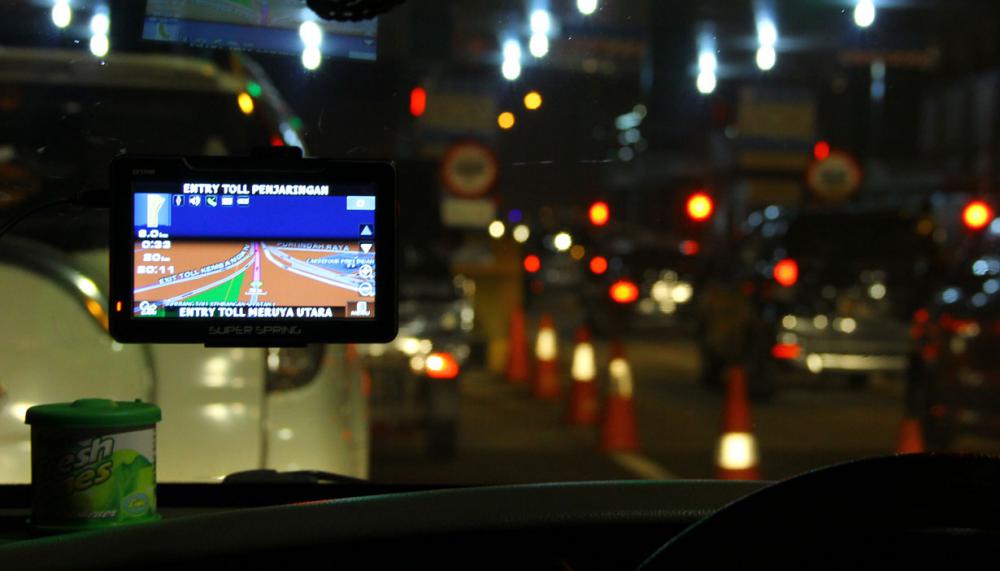 Rekomendasi Daftar Merek, Harga dan Fungsi GPS Navigasi Untuk Mobil dan ...