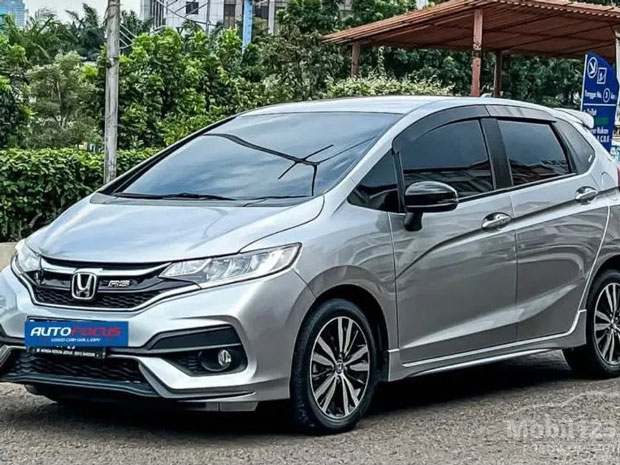 Menggoda dan ‘Tahun Muda’, Segini Kisaran Harga Honda Jazz Bekas 2020 - Mobil Bekas | Mobil123