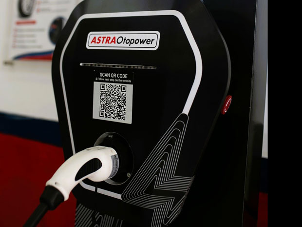 Astra Otoparts Sediakan Tempat Cas Mobil Listrik di 6 Bengkel - Berita ...