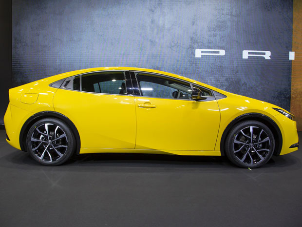 Tampilan Toyota Prius Generasi Terbaru! Keren, Enggak? - Berita ...