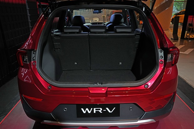 Cek Spesifikasi, Harga, dan Simulasi Kredit Honda WR-V - Berita ...