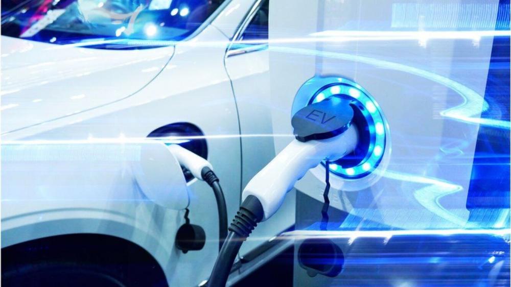 Cara Kerja Mobil Listrik, Komponen Penting Serta Jenis-jenisnya ...
