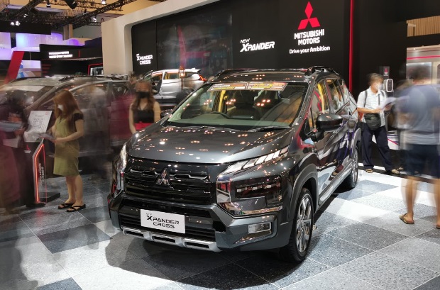 Mitsubishi Serahkan New Xpander Cross ke 50 Konsumen Pertama - Berita Otomotif | Mobil123