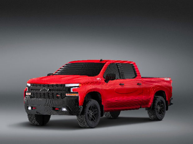 Chevrolet Silverado Ini Dibuat 18 Orang dari 334.544 Keping Lego ...