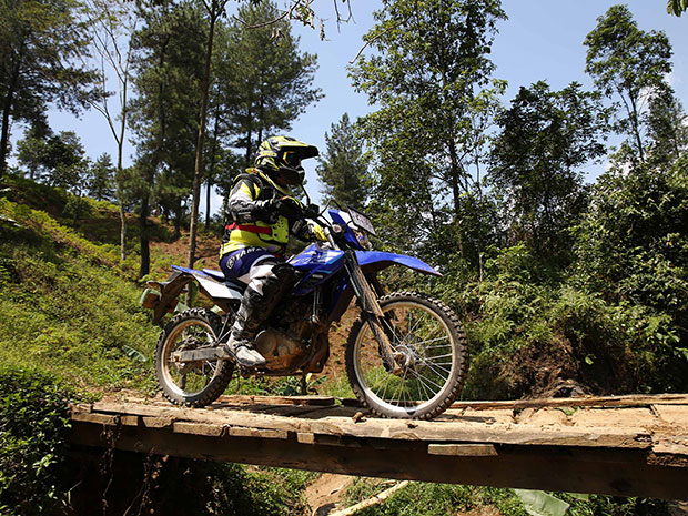 Rayakan Kemerdekaan RI ke -75 Bareng Yamaha WR 155R - Berita Otomotif ...