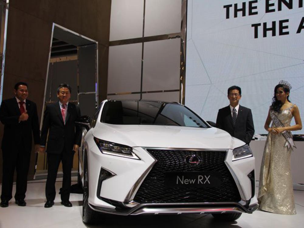 Dari Indonesia, New Lexus RX 2016 Diarak ke Eropa - Mobil Baru | Mobil123