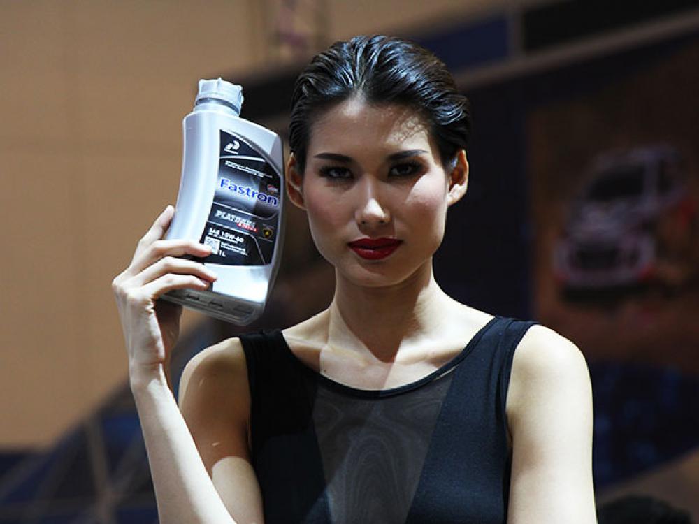 Fastron Platinum, Pelumas untuk Sports Car dan Supercar Diluncurkan ...