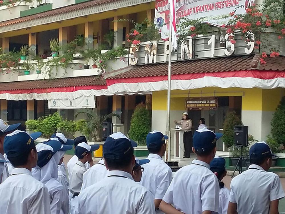 Pelajar SMP Dilarang Kendarai Motor Sendiri - Berita Otomotif ... Pelajar SMP Dilarang Kendarai Motor Sendiri - Berita Otomotif ...