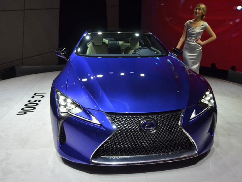 Lexus LC 500h Usung Teknologi Hybrid Baru - Mobil Baru - Mobil123.com