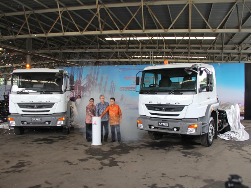 Mitsubishi Fuso Indonesia Luncurkan 2 Tractor Head Baru - Mobil Baru ...
