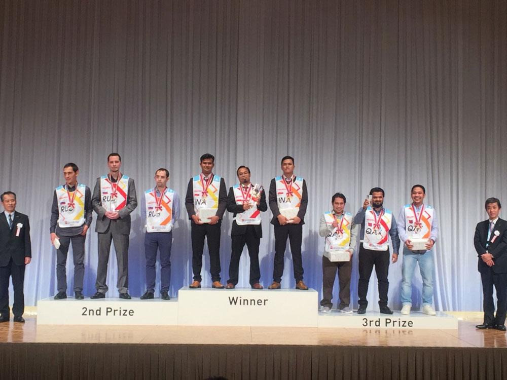 Mekanik Isuzu Juara 1 di Isuzu World Technician Competition CV - Berita ...