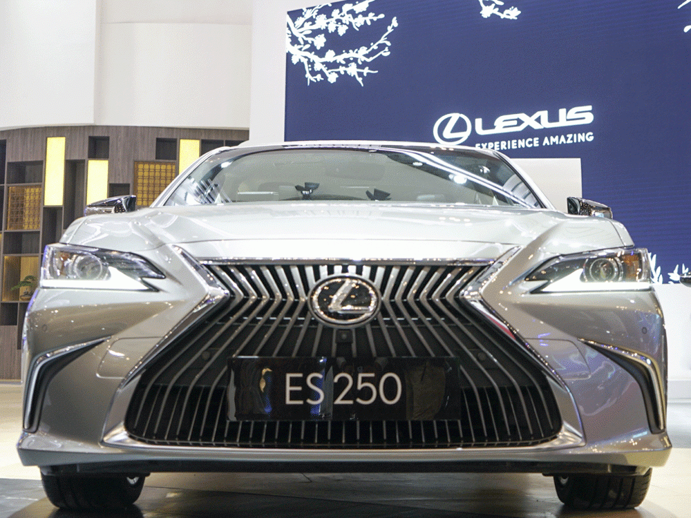 Lexus Indonesia Luncurkan Sedan Baru Seharga Rp 1,1 Miliar - Mobil Baru ...