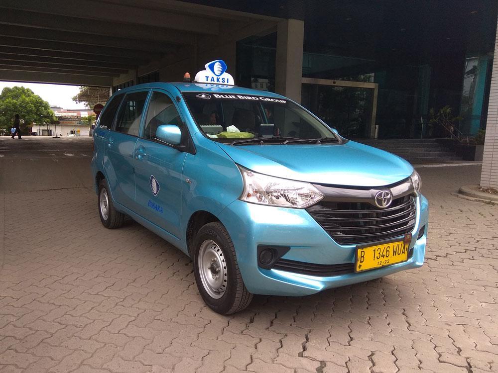 Bayar Taksi Blue Bird Nantinya Bisa Pakai GoPay - Berita Otomotif ...