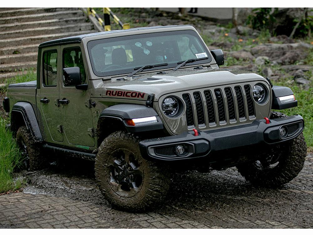 Jeep Gladiator Resmi Meluncur dengan Harga Rp 1,98 Miliar - Mobil Baru ...