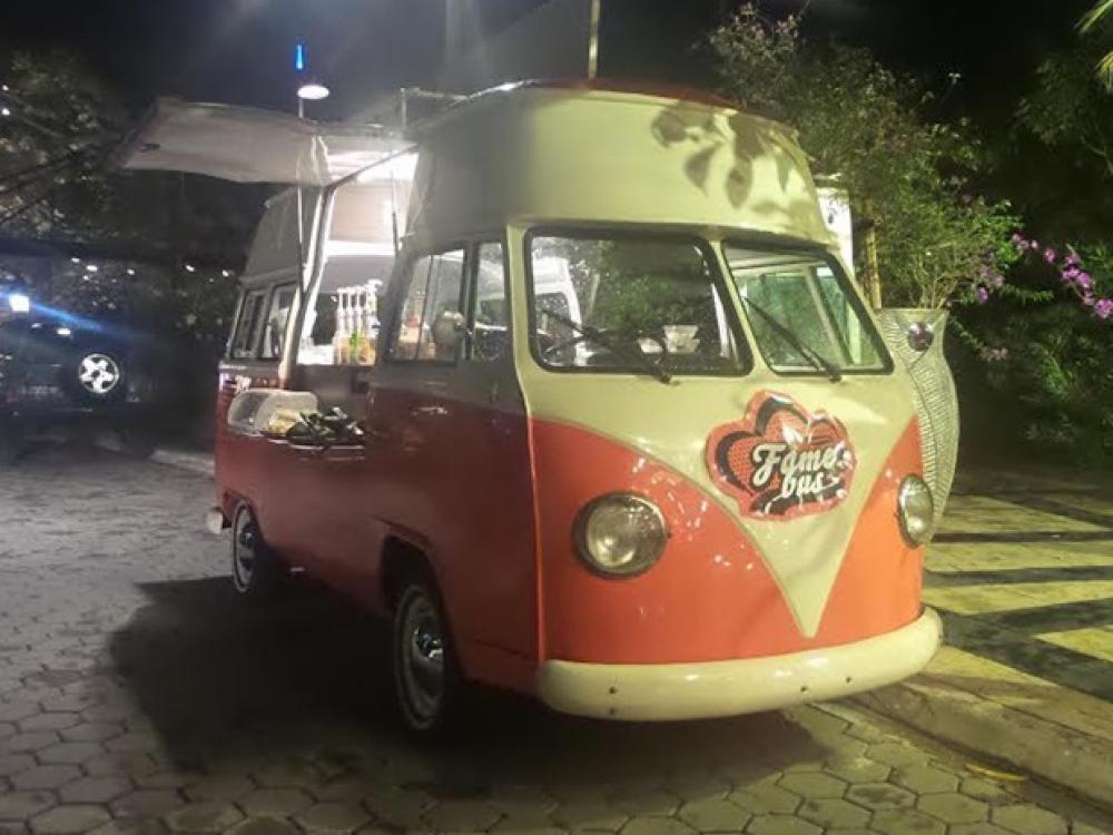 Banyak Fungsi, Ini Ide Modifikasi Mobil Van - Panduan Pembeli ...