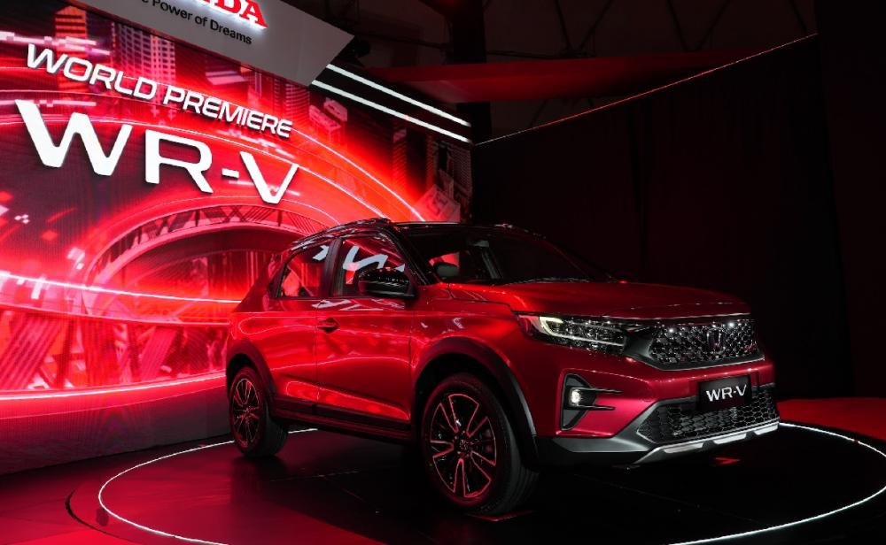 Ini Harga Honda WR-V untuk Saingi Raize-Rocky, Suplai Lagi Terbatas ...