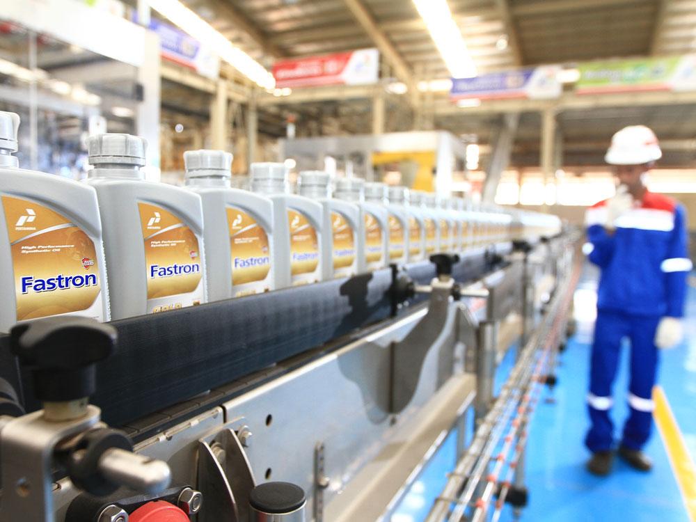 Wow, Oli Mobil Pertamina Lubricants juga Dijual di 14 Negara Lho ...