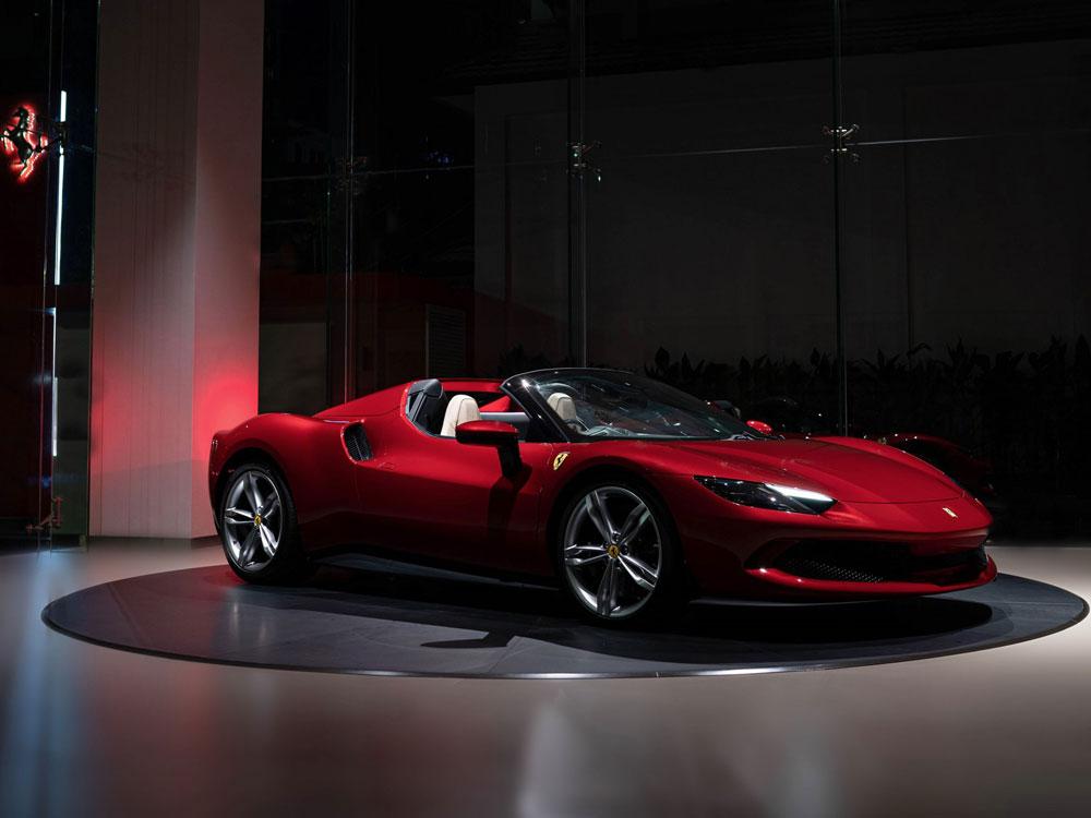 Orang Kaya Bebas! Sambil Inden Ferrari Baru, Kadang Mereka Beli ...